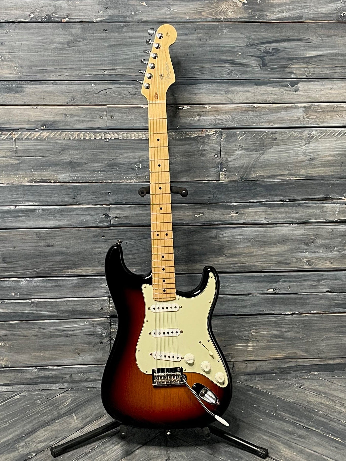 Used Fender 2017 American Professional Stratocaster with Fender Case ...